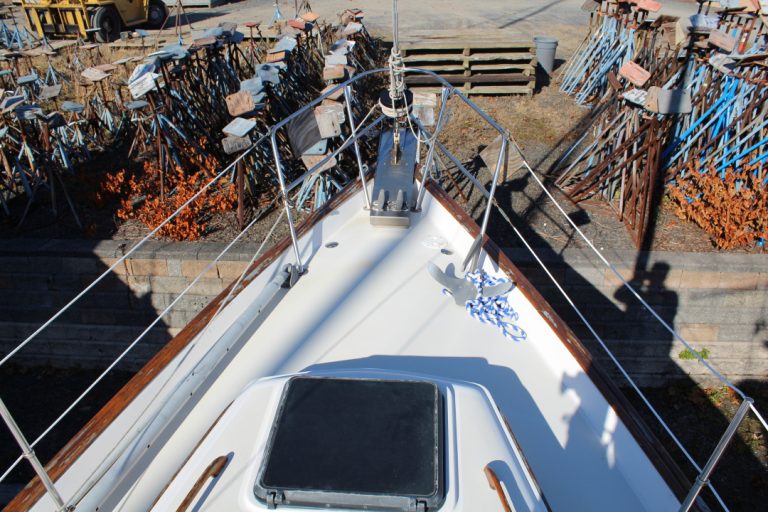 36′ Pearson 365 Ketch – 1981 | Ambrose Yacht Sales