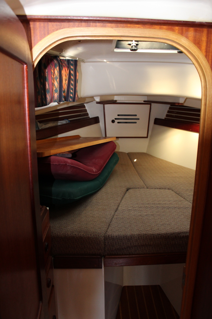 36′ Pearson 365 Ketch – 1981 | Ambrose Yacht Sales