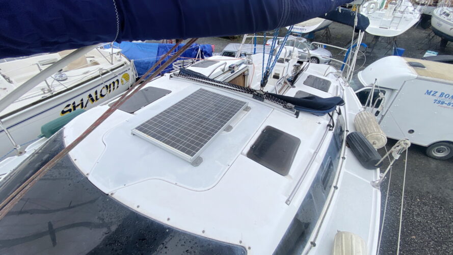 36′ Hunter Vision 36 – 1993 | Ambrose Yacht Sales