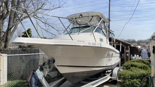 23′ Robalo 235 WA – 2005 | Ambrose Yacht Sales